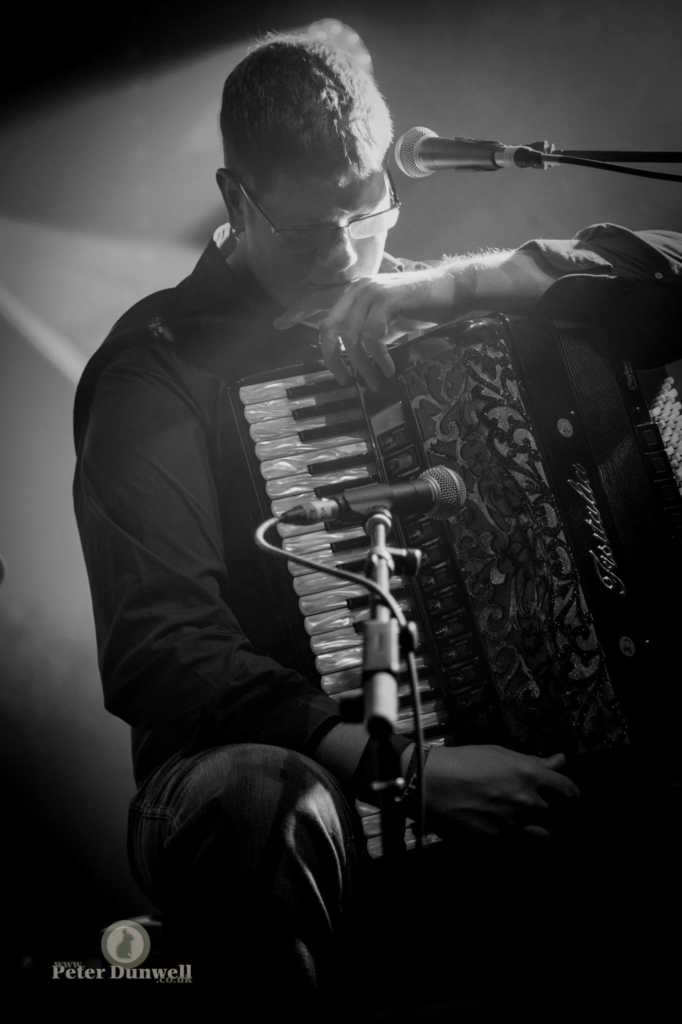 About – Angus MacPhail